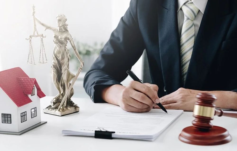 How Can Property Lawyers Assist in Handling Property Inheritance Issue ...